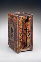 BOOK RELIQUARY - Daniel Essig